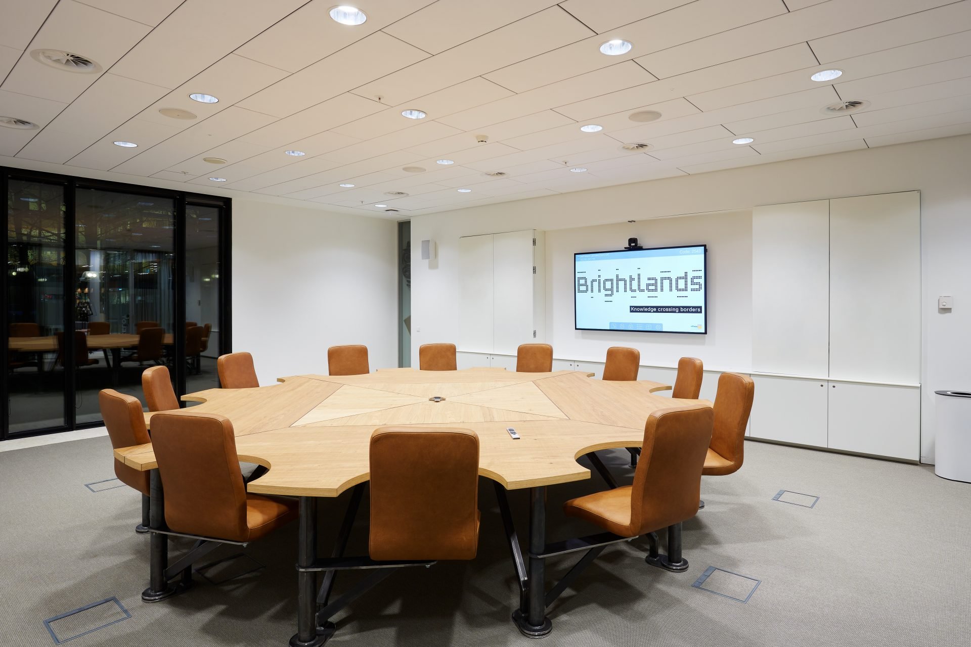 Vergaderruimte inrichten? Laat het aan ons over! | Houben Souren